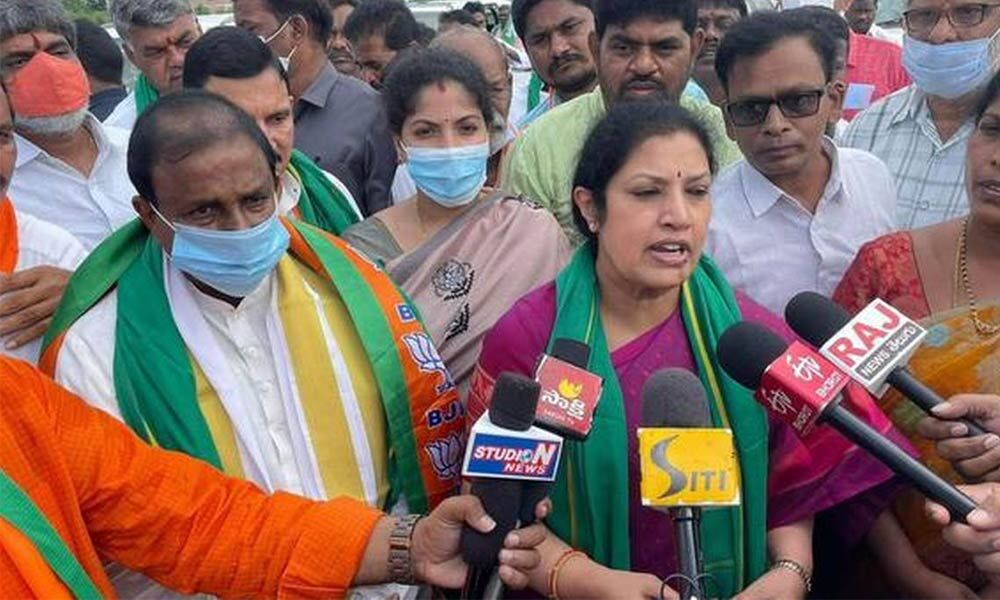 Andhra Pradesh BJP joins farmers' padyatra for Amaravati