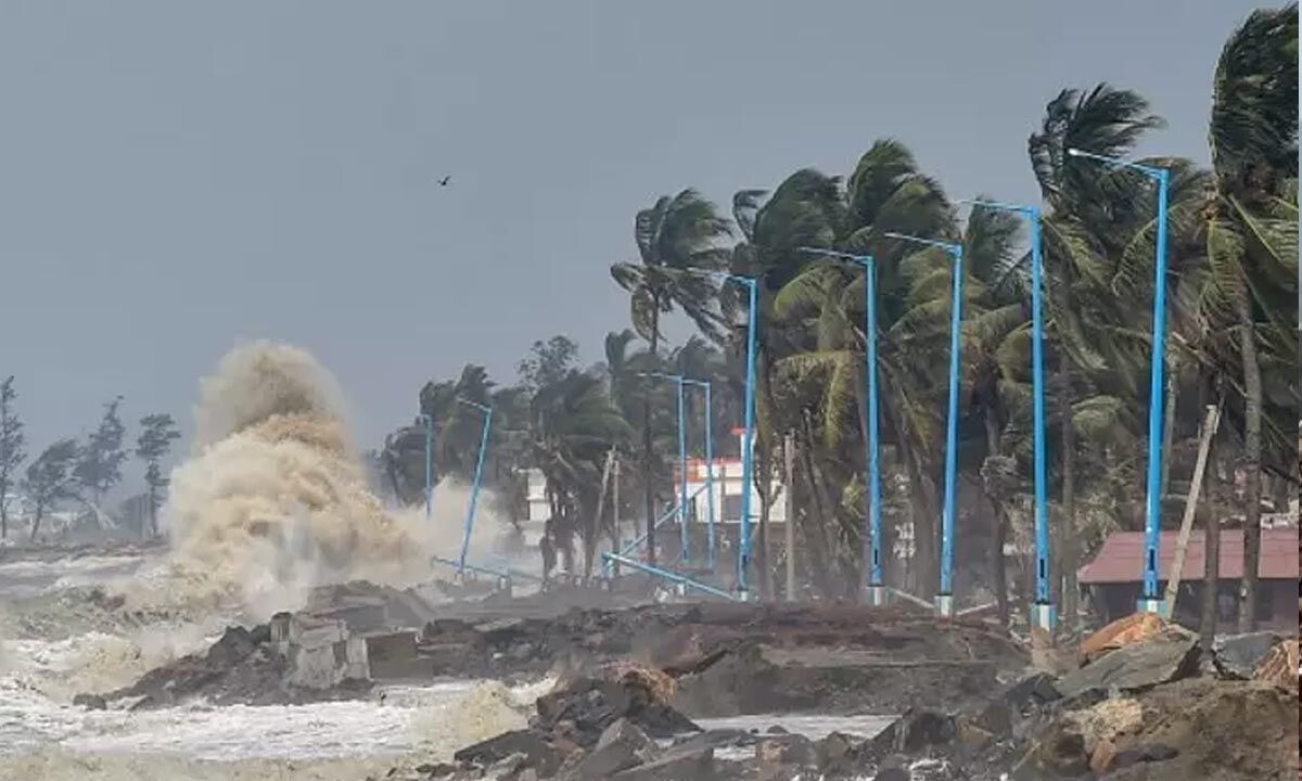 What's behind naming cyclones?