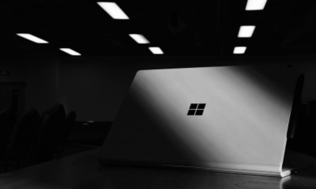 Microsoft fixes bug that let Chinese hackers target Windows users Microsoft fixes bug that let Chinese hackers target Windows users