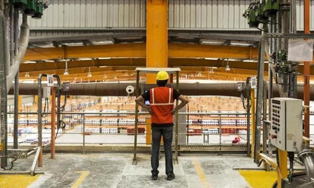 Push to mfg sector can resolve India's jobless growth problem