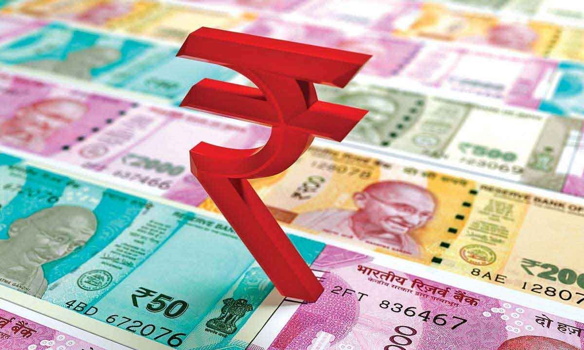 Rupee at fresh record low