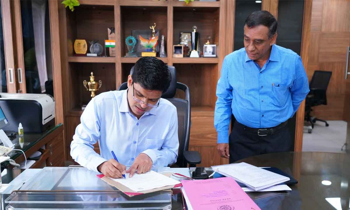 Vishnu Vardhan Reddy Takes Charge As Tsiic Vcandmd
