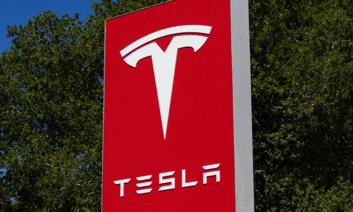 Tesla to showcase a ‘robotaxi’ on August 8: Elon Musk