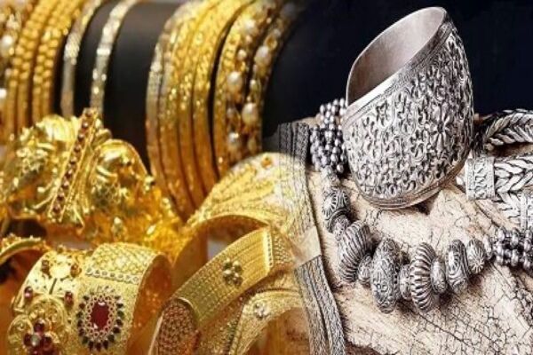Gold climbs `550, silver rallies Rs 1,200