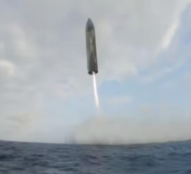 Elon Musk shares stunning video of SpaceX starship's rare vertical ...