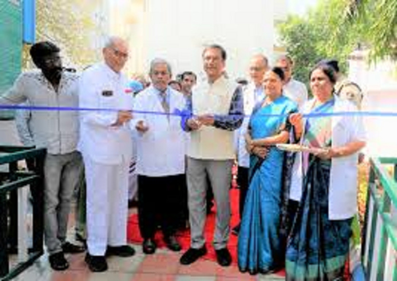 SCR GM Inaugurates CT scan Facility worth Rs5.42 cr at Central Railway ...