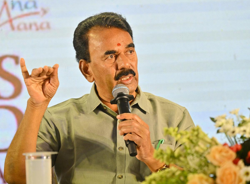 Jupally Highlights Tourism Investment Opportunities in Telangana