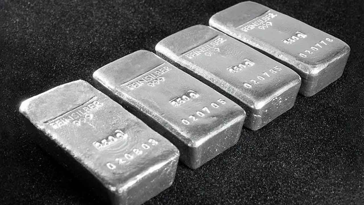 Record Silver Prices Today in Hyderabad – Rs 207 Per Gram Hits New High