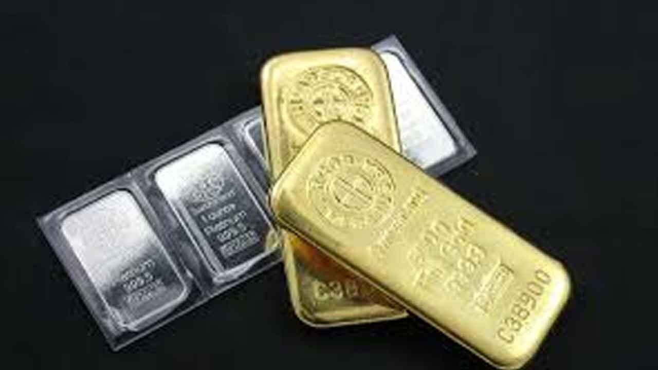 Gold, silver see sharp swings at start of 2026; outlook remains positive