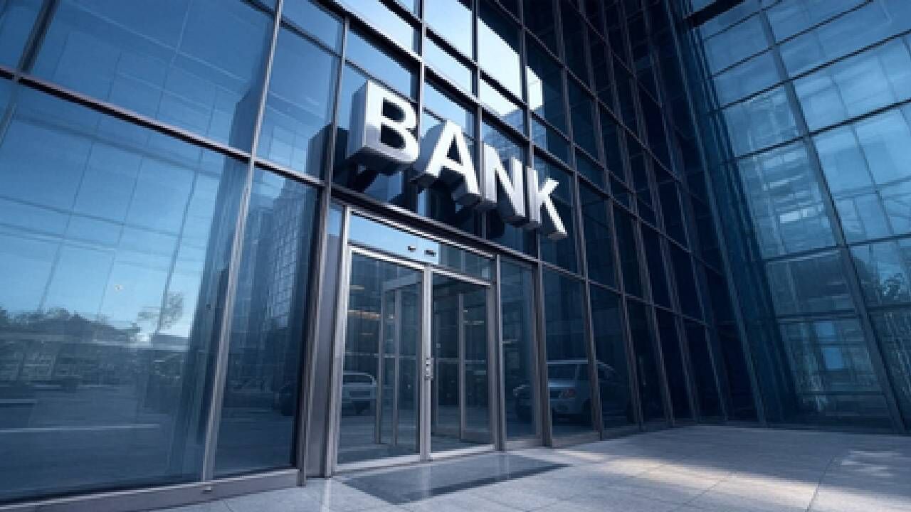 Banks to report stable margins, improved Q3 profitability